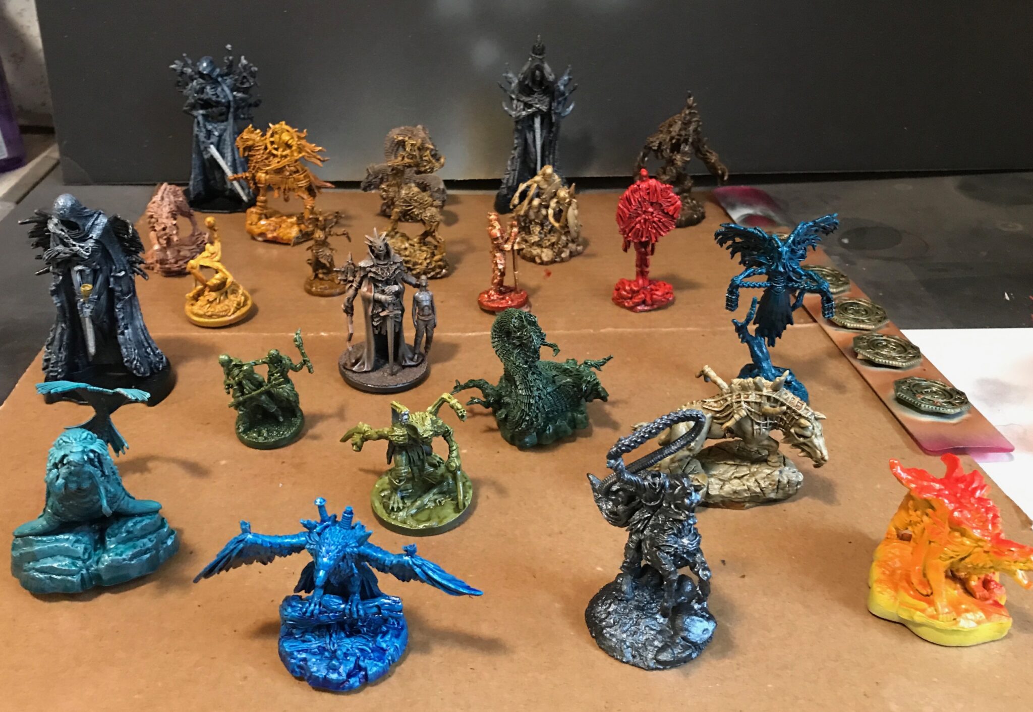 More miniature-painting goodness: Citadel shades and washes, zenithal ...